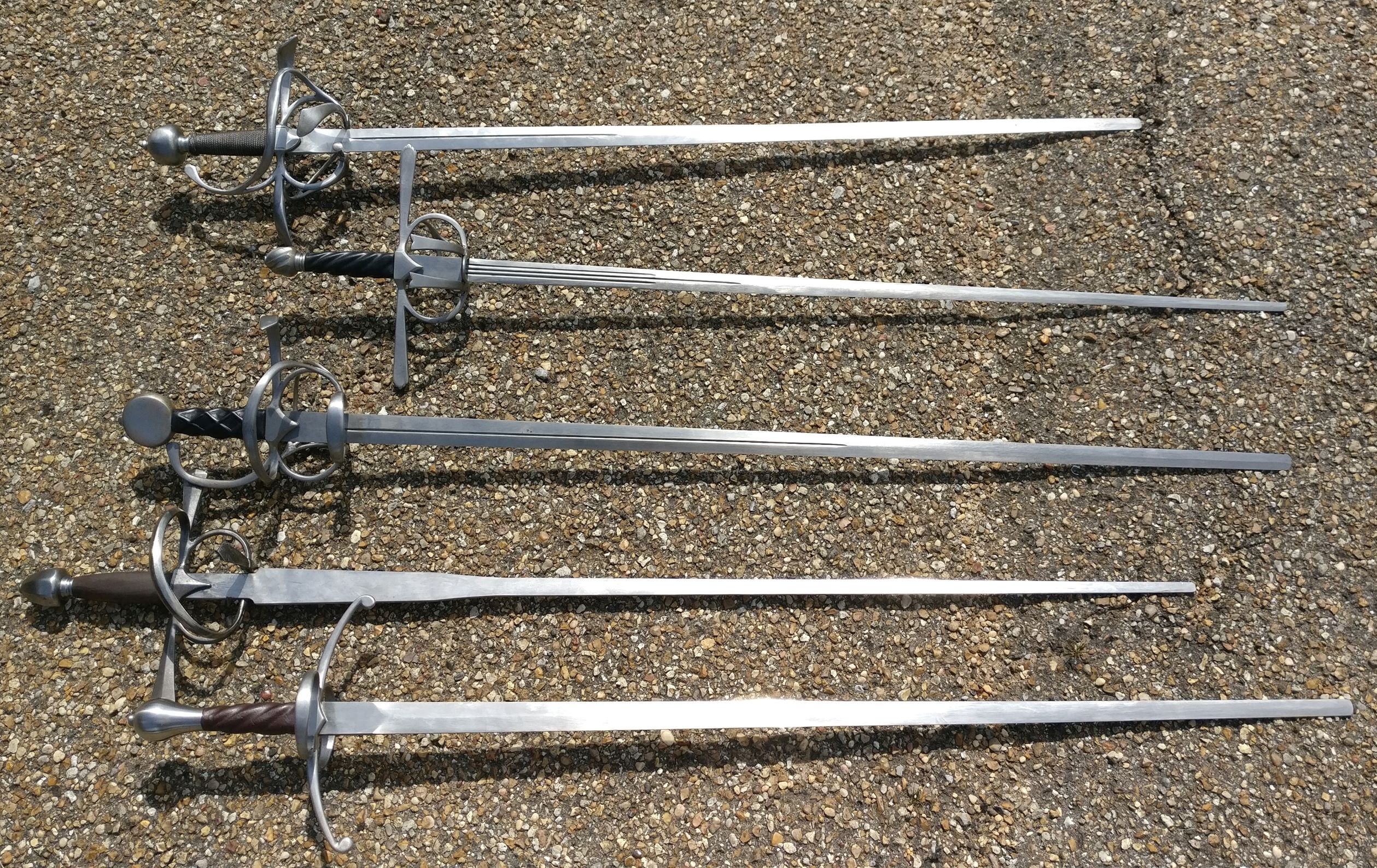 La Espada Ropera – AuroSwords