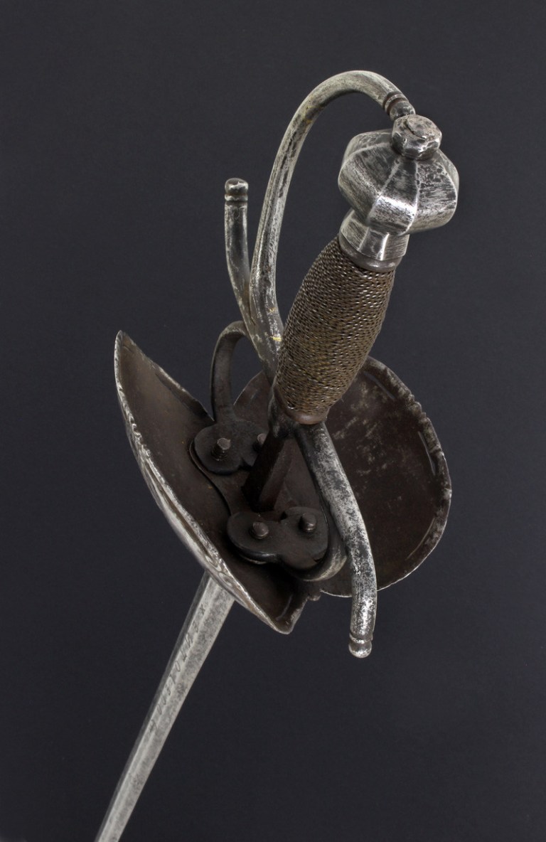 La Espada Ropera – AuroSwords